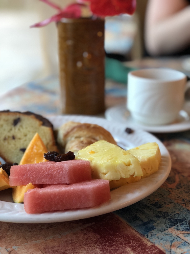 VACATION GUIDE: MAUI, HAWAII! – Color Me Sassy